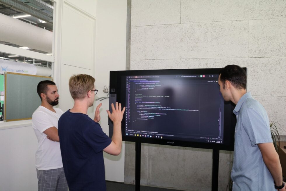 Über uns - eCarUp AG